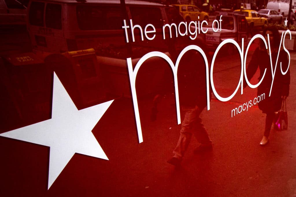 Macy’s reveals improved figures - Malls.com