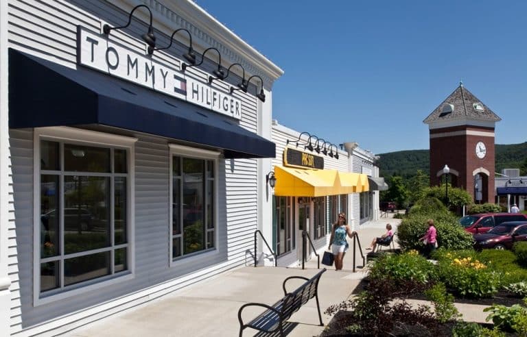 Lee Premium Outlets Directory: Stores, Hours & Contacts