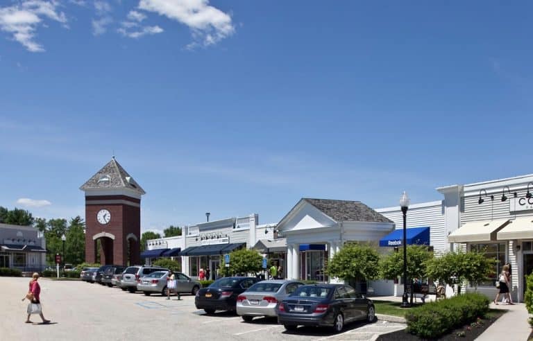 Lee Premium Outlets Directory: Stores, Hours & Contacts