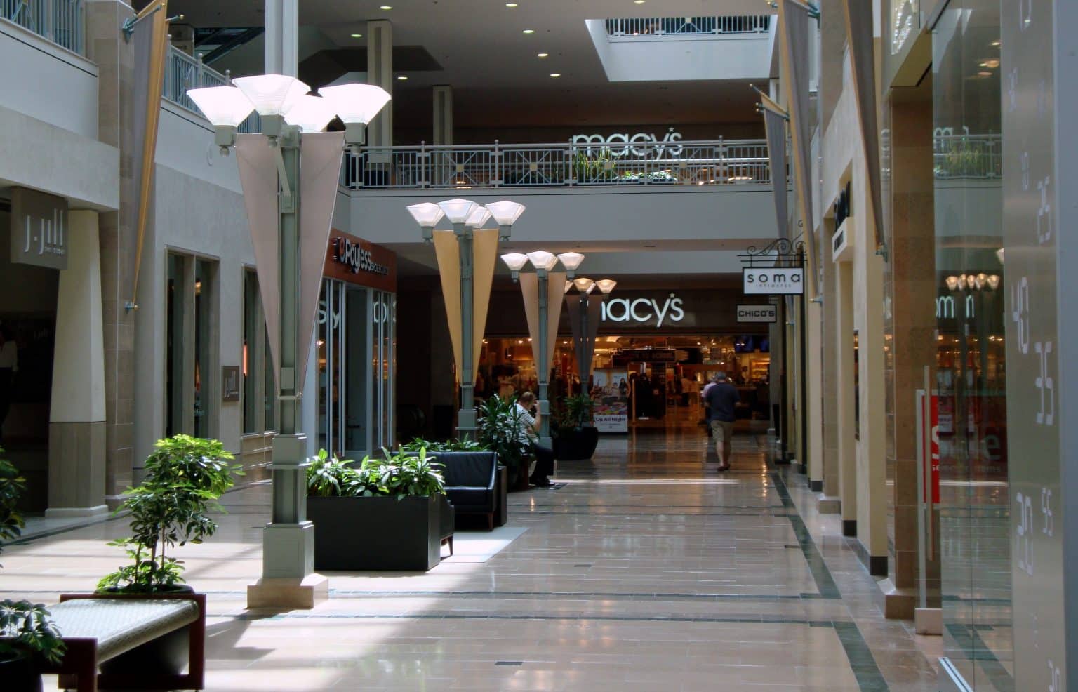 Bridgewater Commons Mall Directory: Stores, Map & Opening Hours - Malls.com